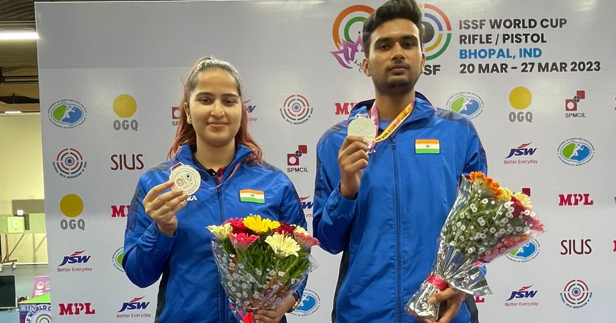 ISSF World Cup 2023 Bhopal shooting: Varun Tomar-Rhythm Sangwan win 10m ...