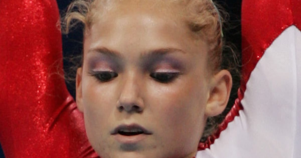 Courtney MCCOOL Biography, Olympic Medals, Records and Age