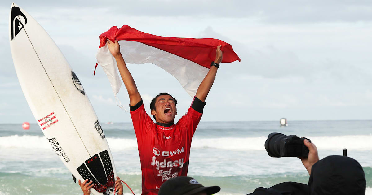 Il surfista indonesiano Rio Waida su esperienza olimpica, raggiungere ...