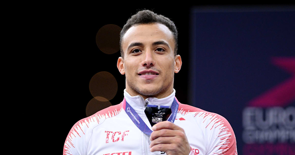 Adem ASIL Biografía, medallas olímpicas, récords y edad