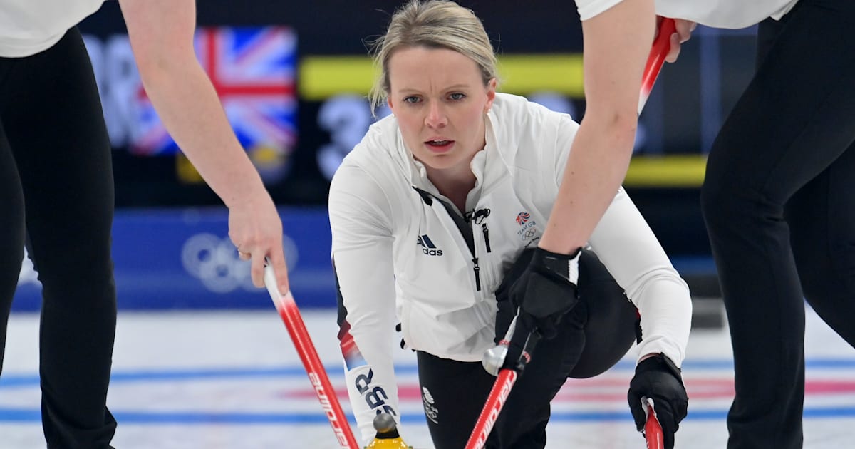 Vicky Wright: From Covid nurse to curling Olympic medallist at Beijing 2022