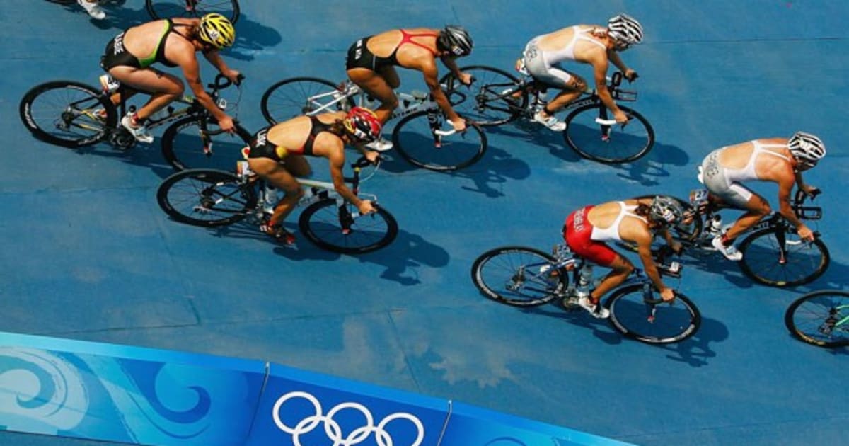 Emma Snowsill Earns Australia's 1st Triathlon Gold