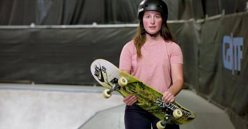 Skateboarding: How to do a frontside air