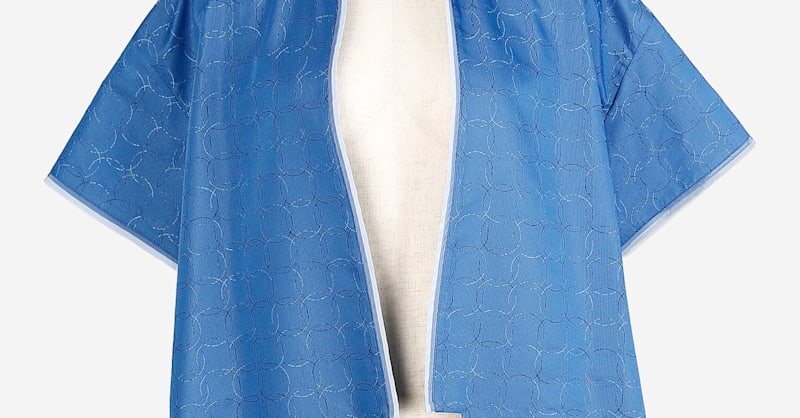 Tokyo 2020 victory ceremony costume and medals tray