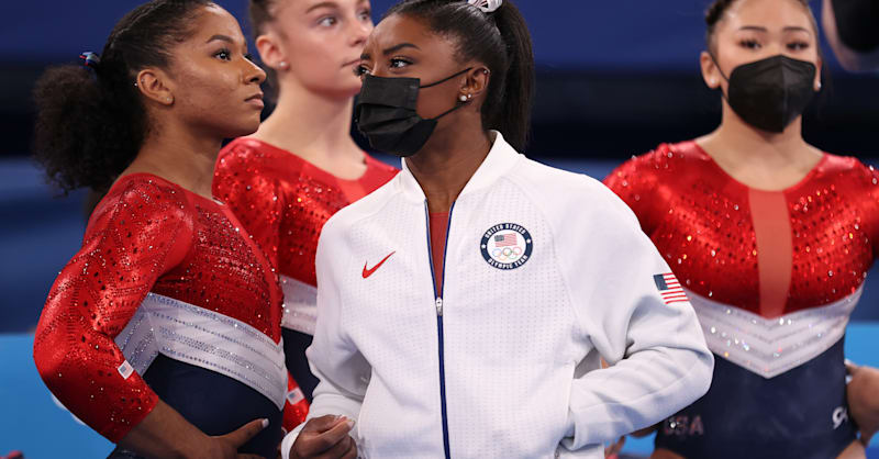 Simone Biles esorta gli atleti a dar priorità alla salute mentale